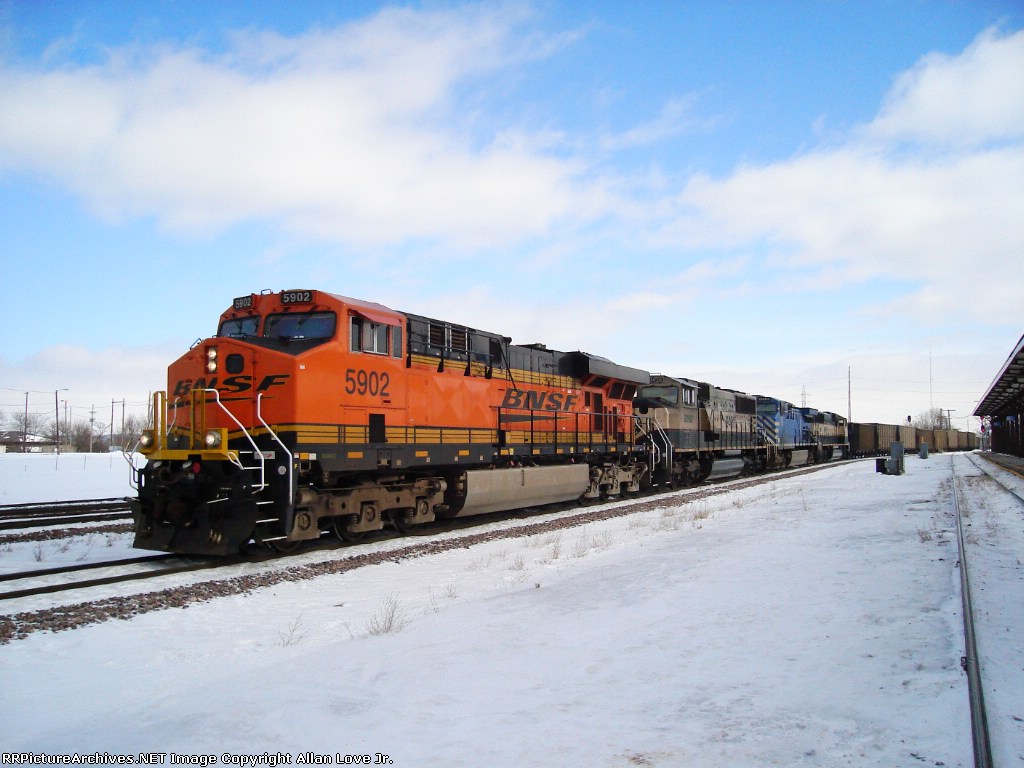 BNSF 5902